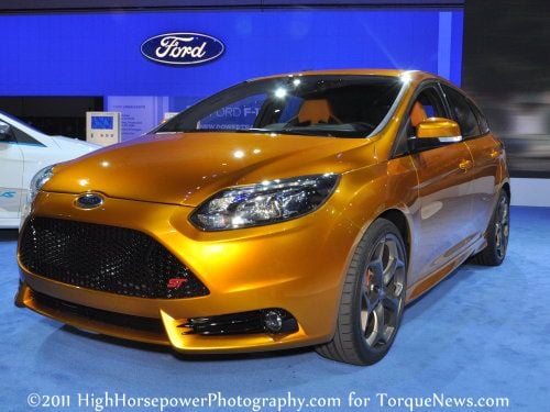 Ford and Sollers announce joint venture to build, sell cars in Russia ...